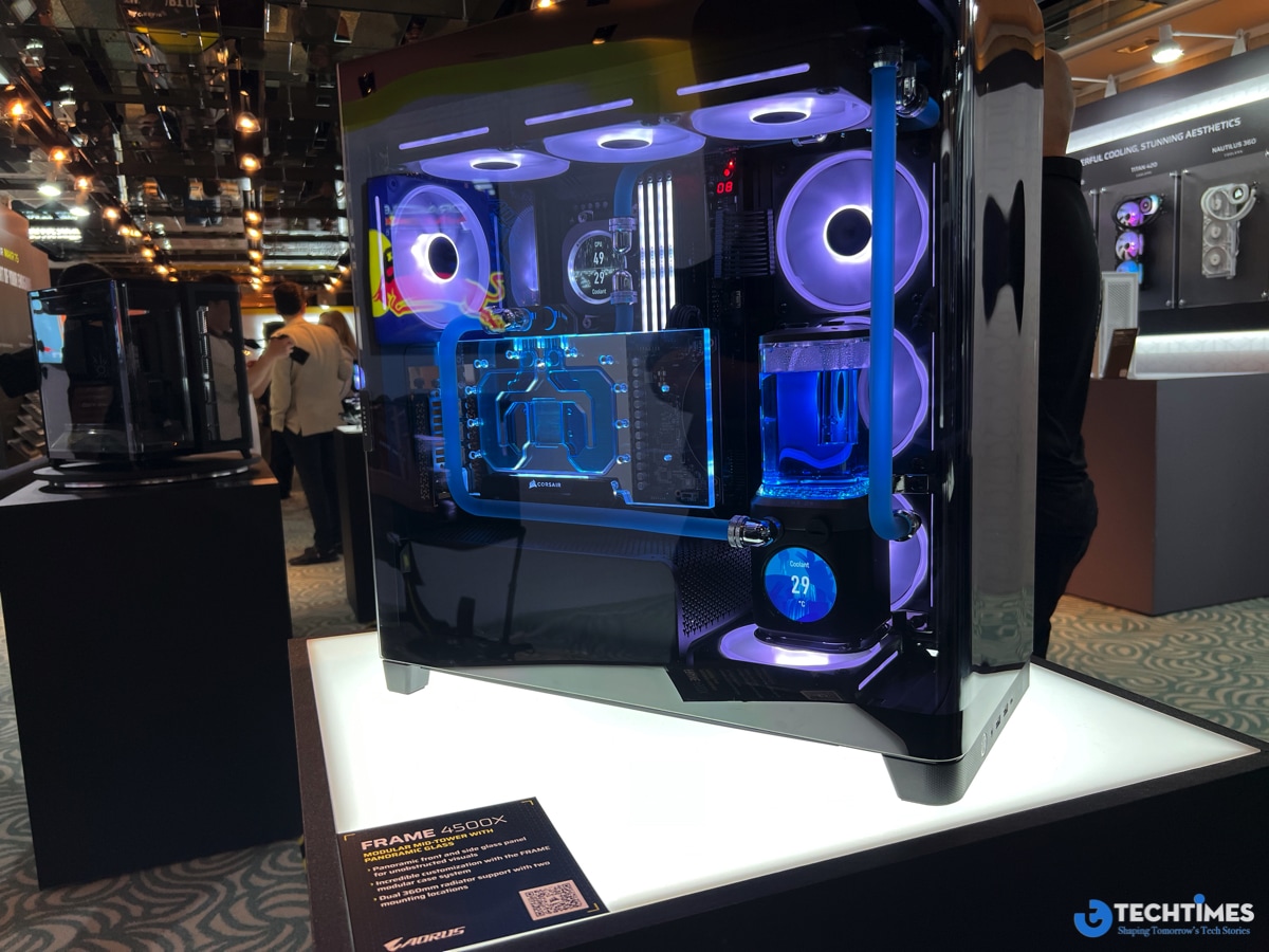 COMPUTEX 2025: CORSAIR giới thiệu loạt sản phẩm sáng tạo hỗ trợ GPU ...